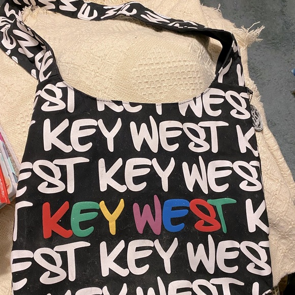 Robin Ruth | Bags | Robin Ruth Key West Crossbody Sling Bag Roomy ...